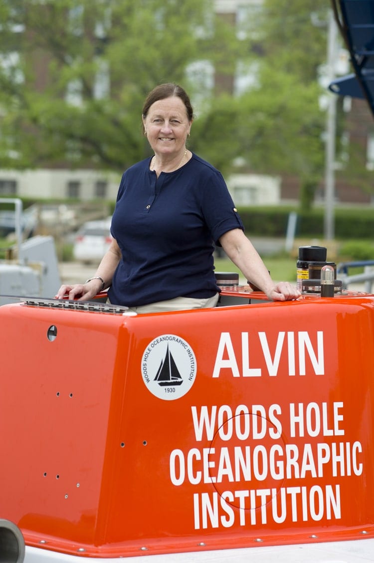 Susan Humphris Named 2013 American Geophysical Union Fellow – Woods ...