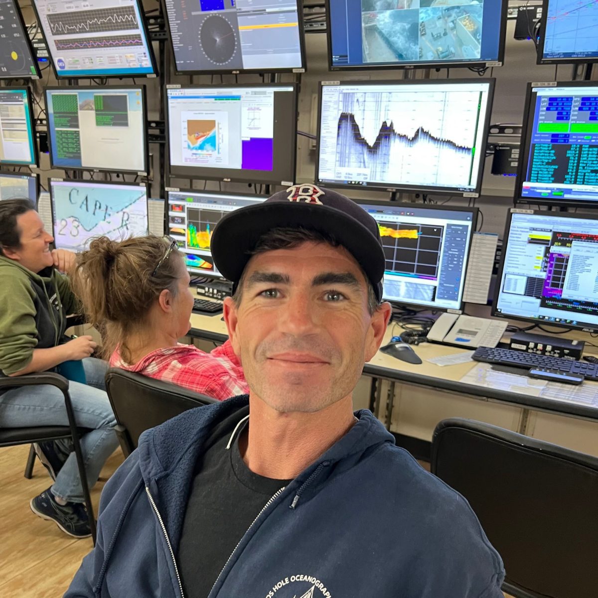 Physical Oceanography - Woods Hole Oceanographic Institution