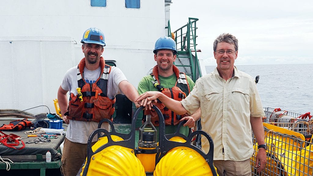 A New Tsunami-Warning System – Woods Hole Oceanographic Institution