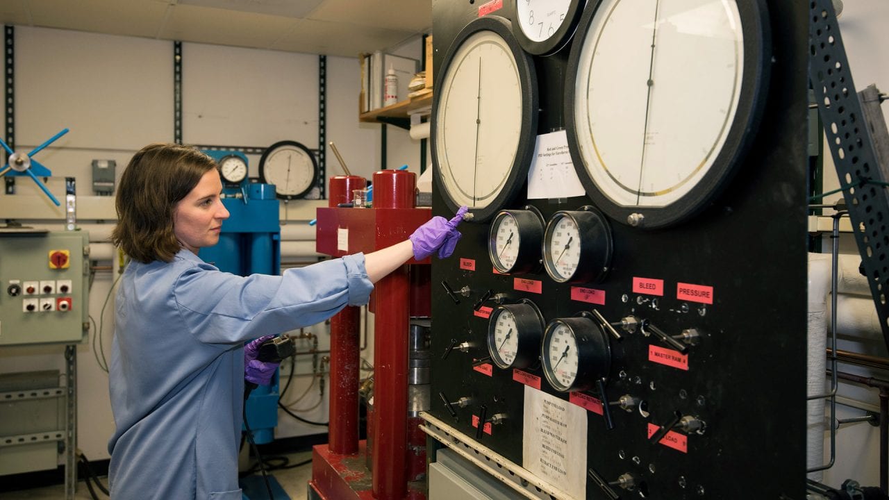 Emily Sarafian – Woods Hole Oceanographic Institution