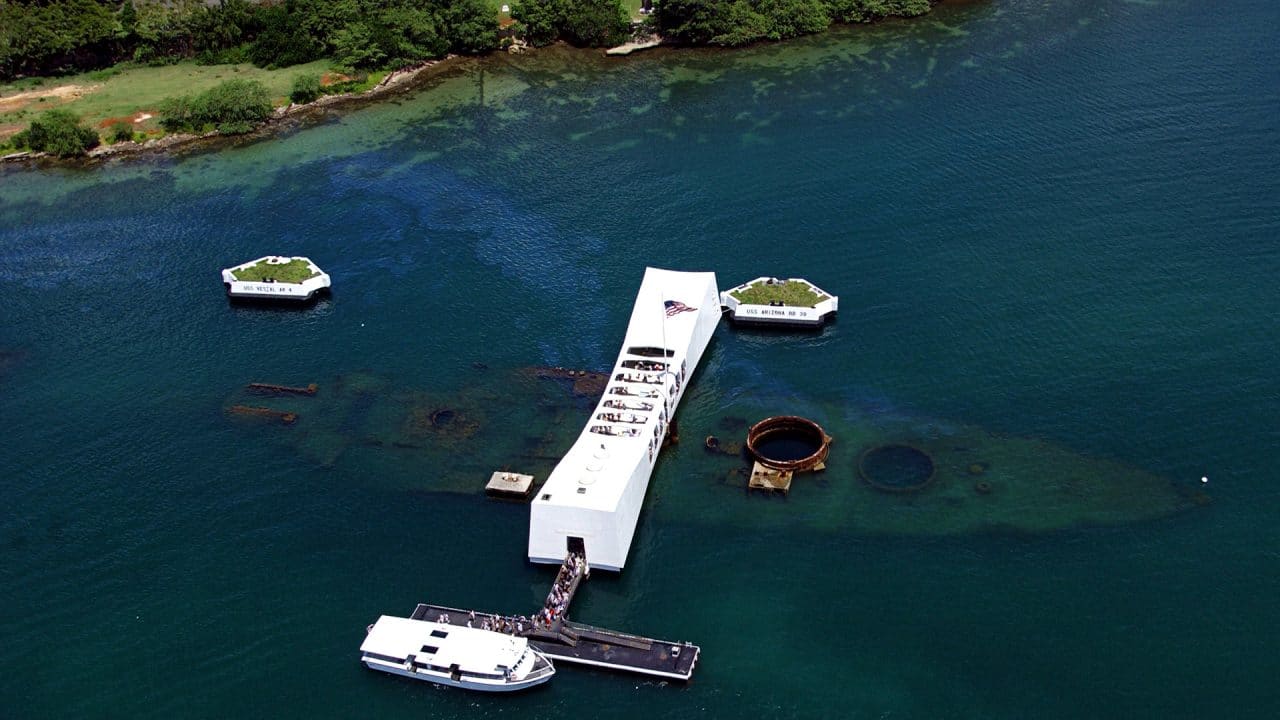 Investigating Oil from the USS Arizona – Woods Hole Oceanographic ...