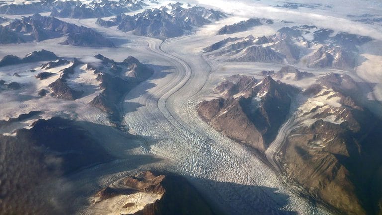Glaciers & Ice Sheets - Woods Hole Oceanographic Institution