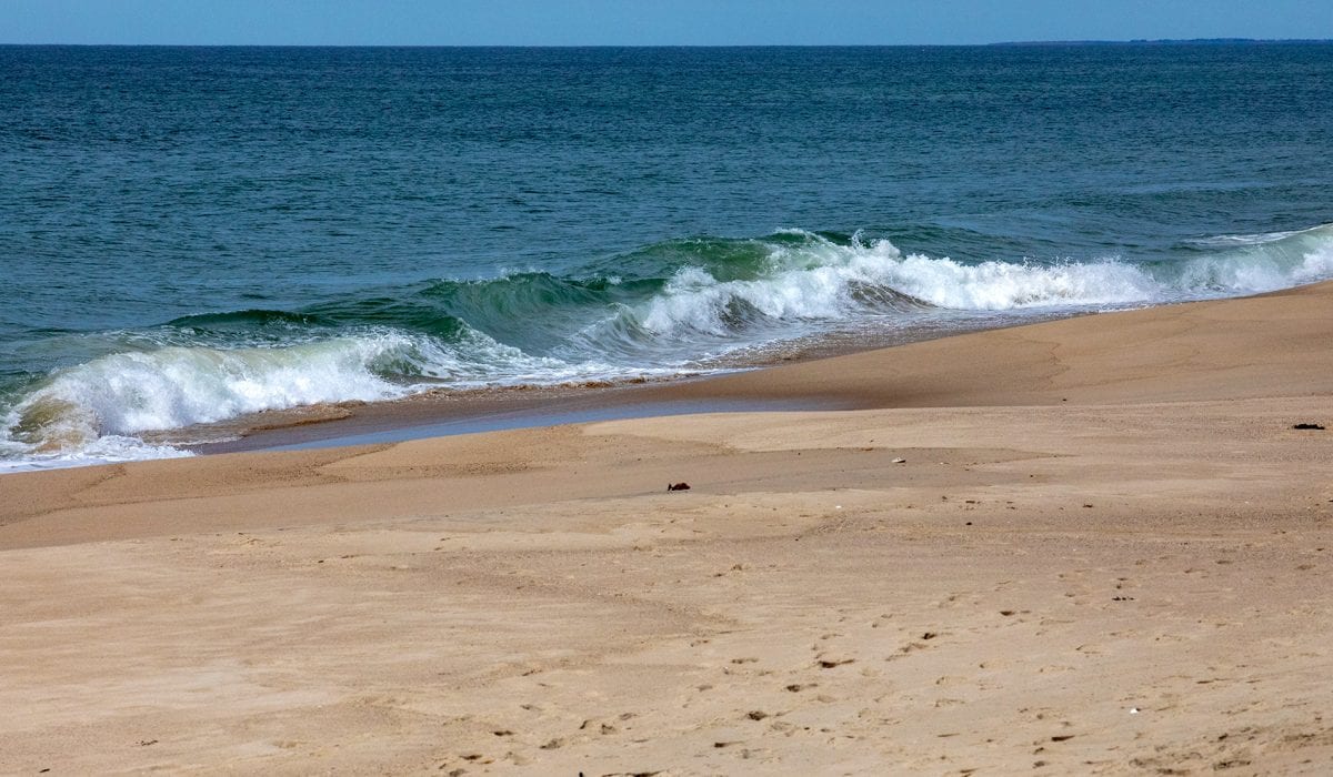 What causes ocean waves? – Woods Hole Oceanographic Institution