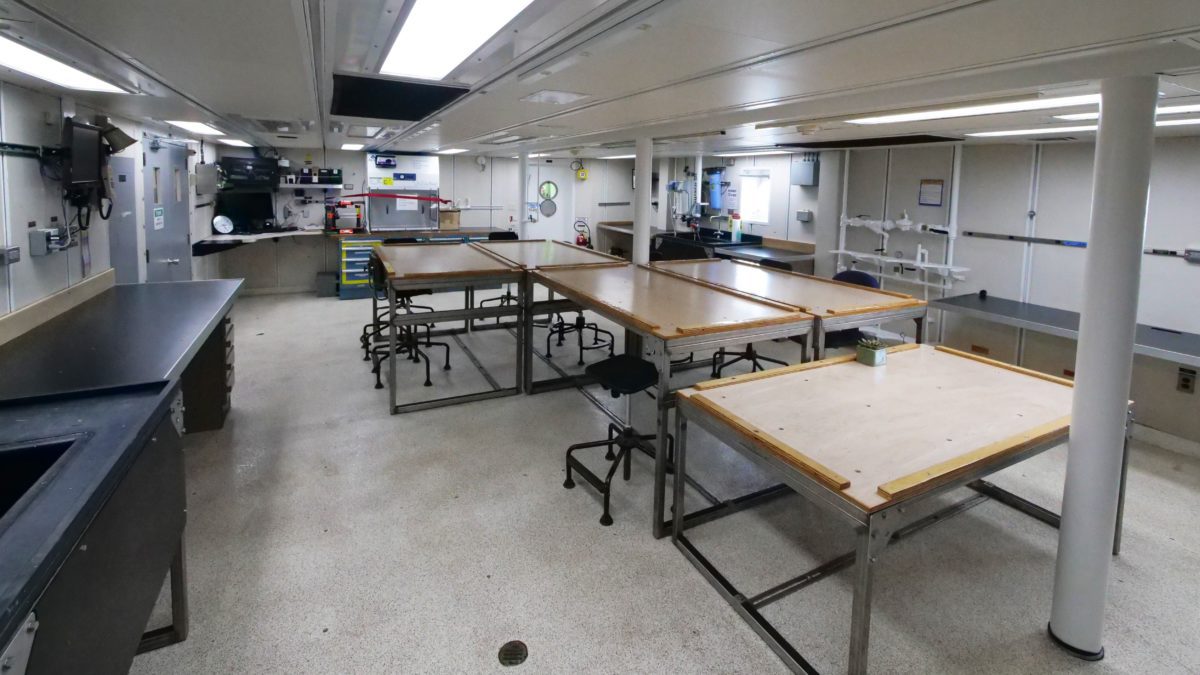 Inside the Ship - Woods Hole Oceanographic Institution