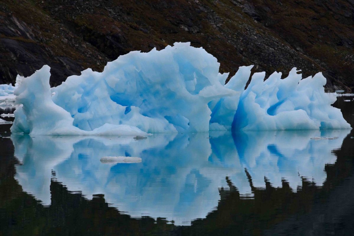 Why is glacier ice blue? – Woods Hole Oceanographic Institution