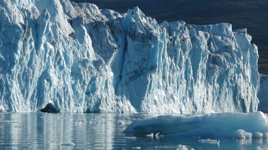 Glaciers & Ice Sheets - Woods Hole Oceanographic Institution
