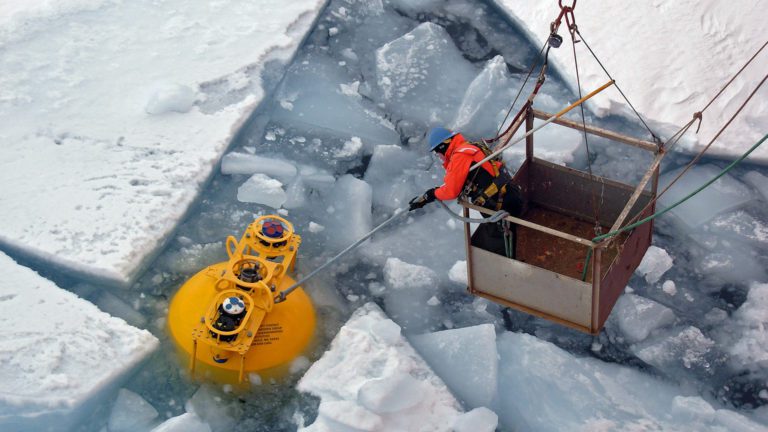 Sea Ice - Woods Hole Oceanographic Institution