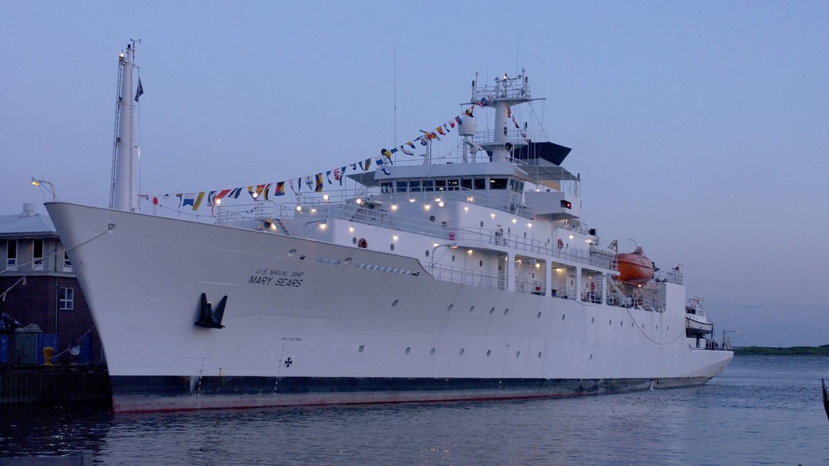 USNR Commander (Ret.) Mary Sears, Ph.D. - Woods Hole Oceanographic ...