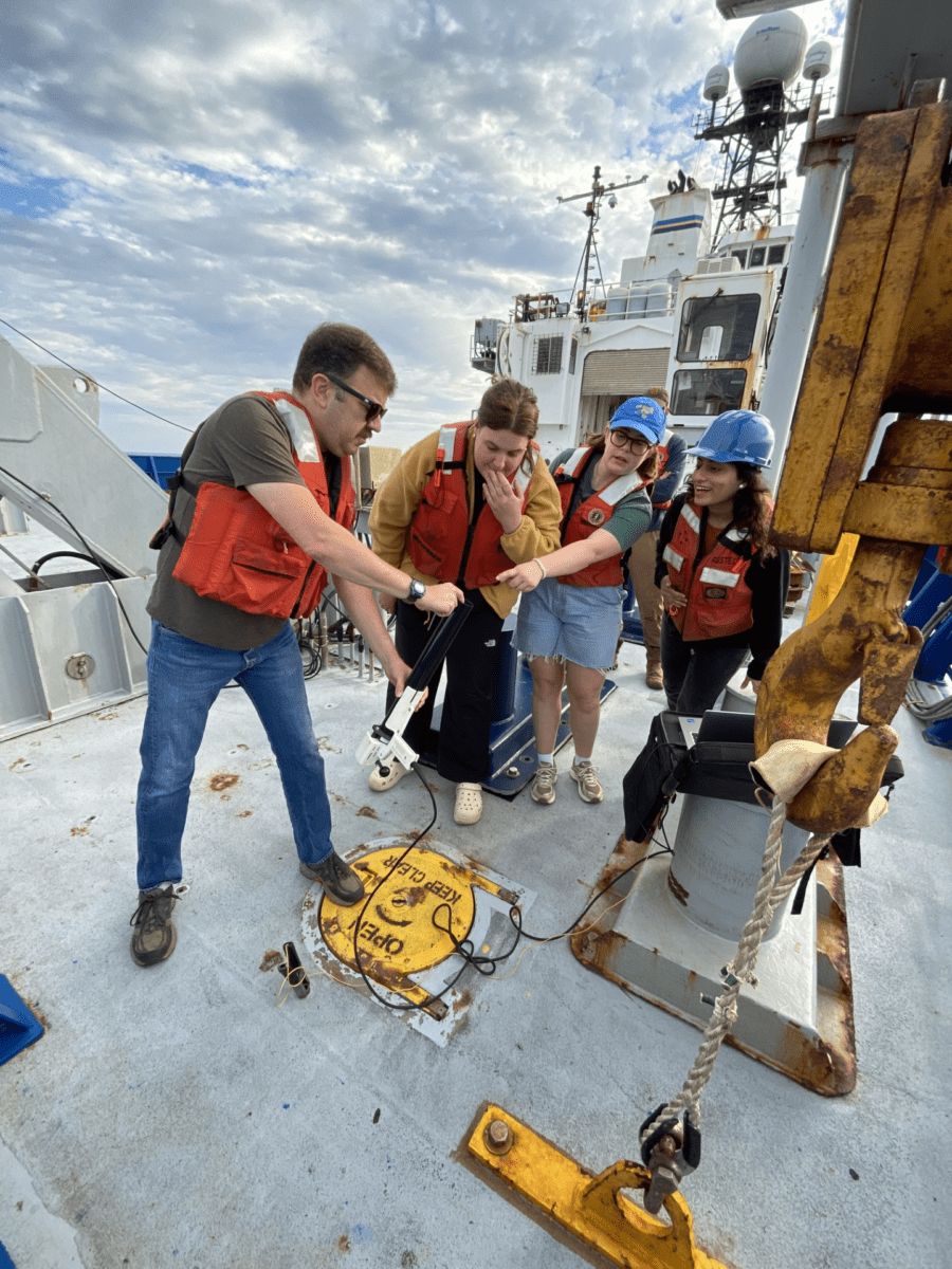 XBT Class - Woods Hole Oceanographic Institution